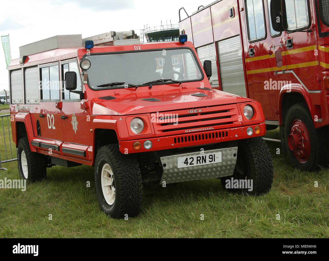 Fire rescue service land rover hi-res stock photography and images - Alamy