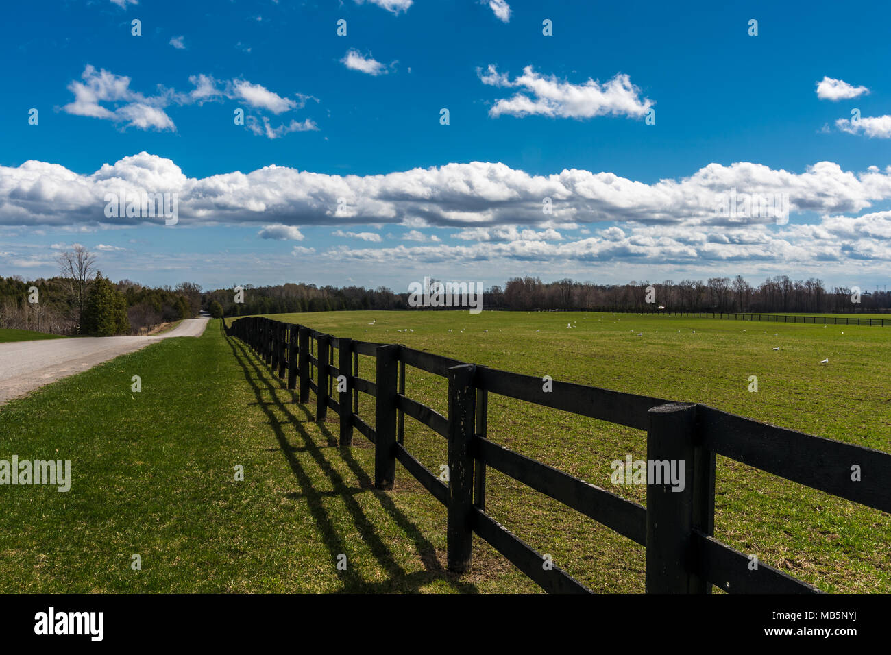 Farm fence hi-res stock photography and images - Alamy