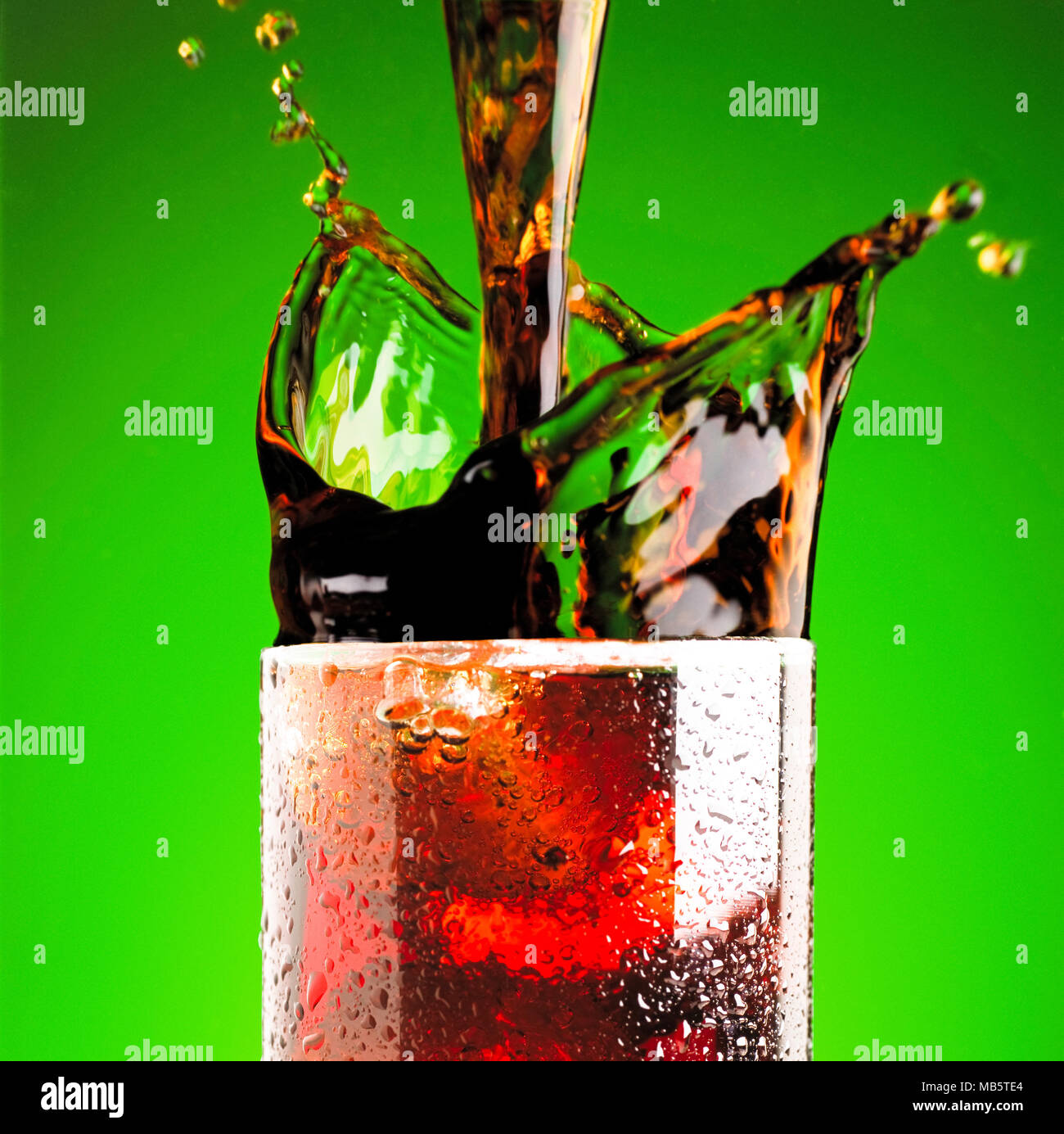 Soda splash hi-res stock photography and images - Alamy