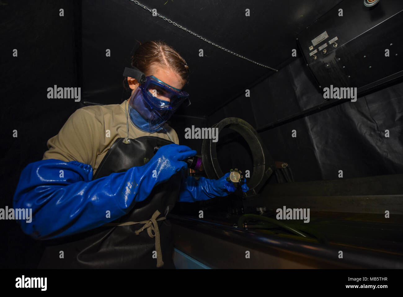 Magnetic particle inspection hi-res stock photography and images - Alamy