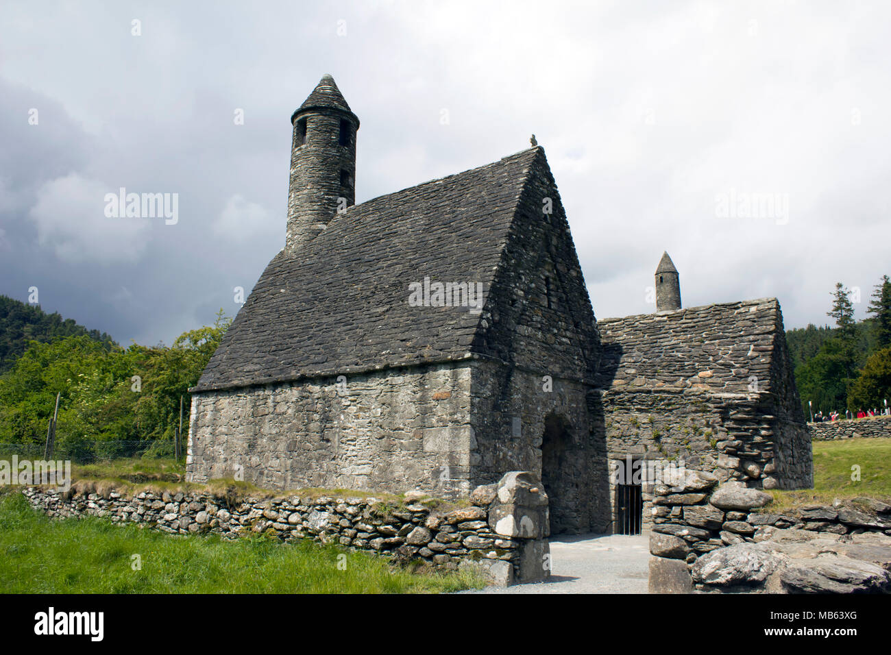 Medieval monastery Glendalough Stock Photo - Alamy