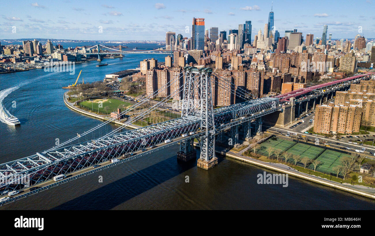 The Williamsburg Bridge and Manhattan, New York City, NY, USA Stock ...