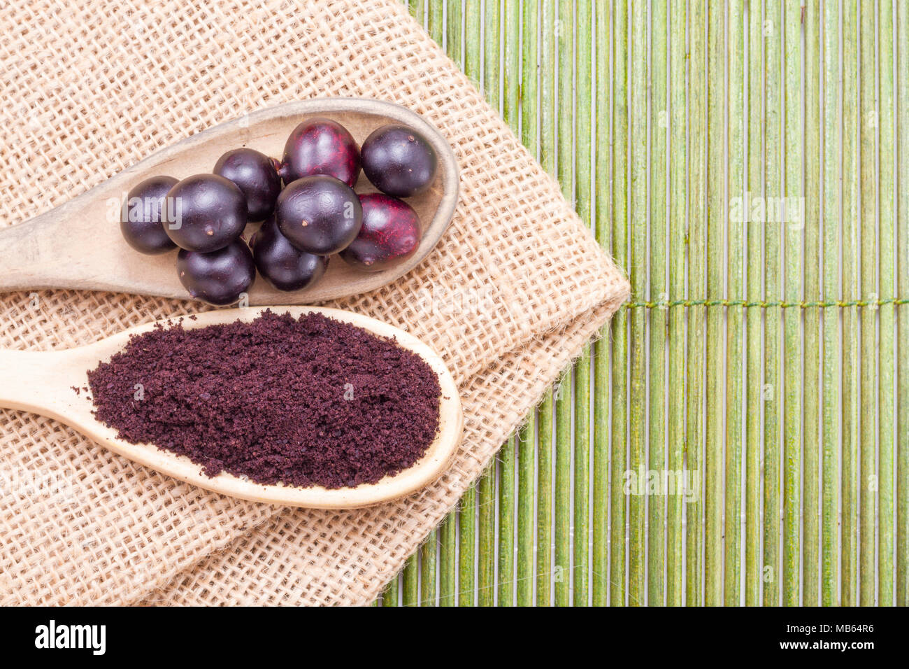 berries and acai powder, fruit of Amazonian origin Stock Photo - Alamy