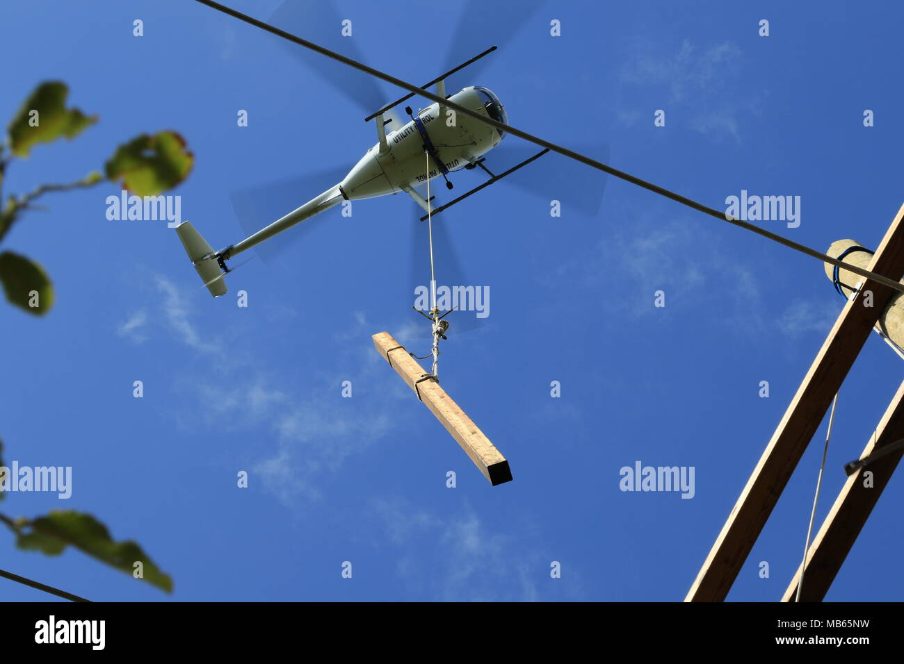 U.S. Army Corps of Engineers Task Force Power Restoration contractors ...