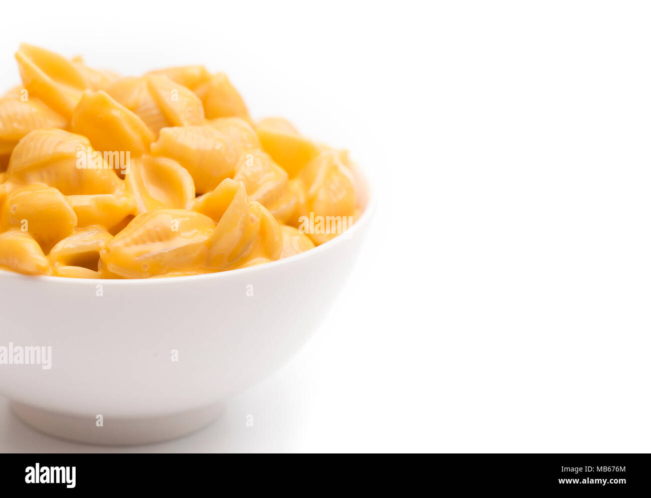 Macaroni shells hi-res stock photography and images - Alamy
