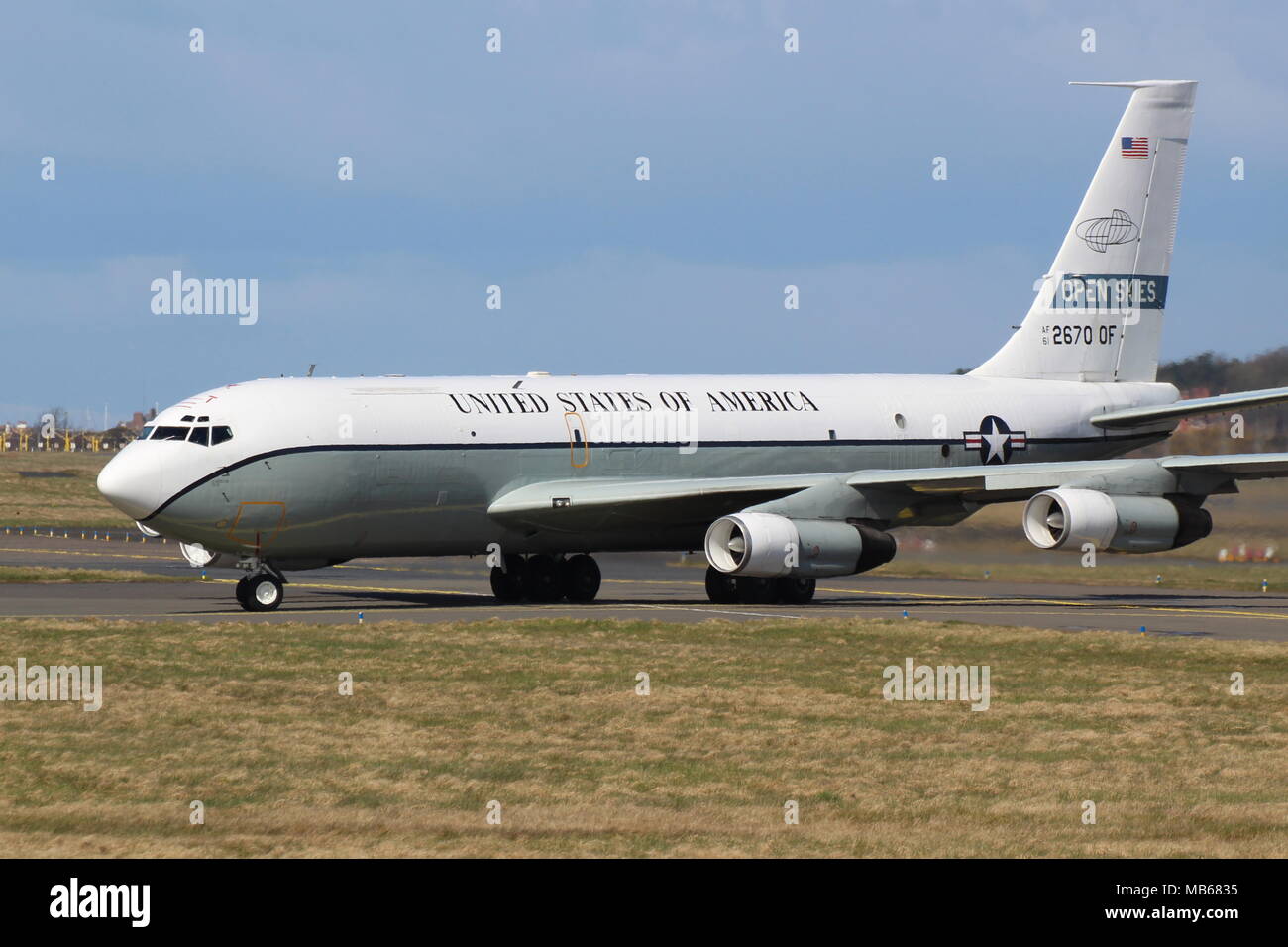 Open skies treaty hi-res stock photography and images - Alamy