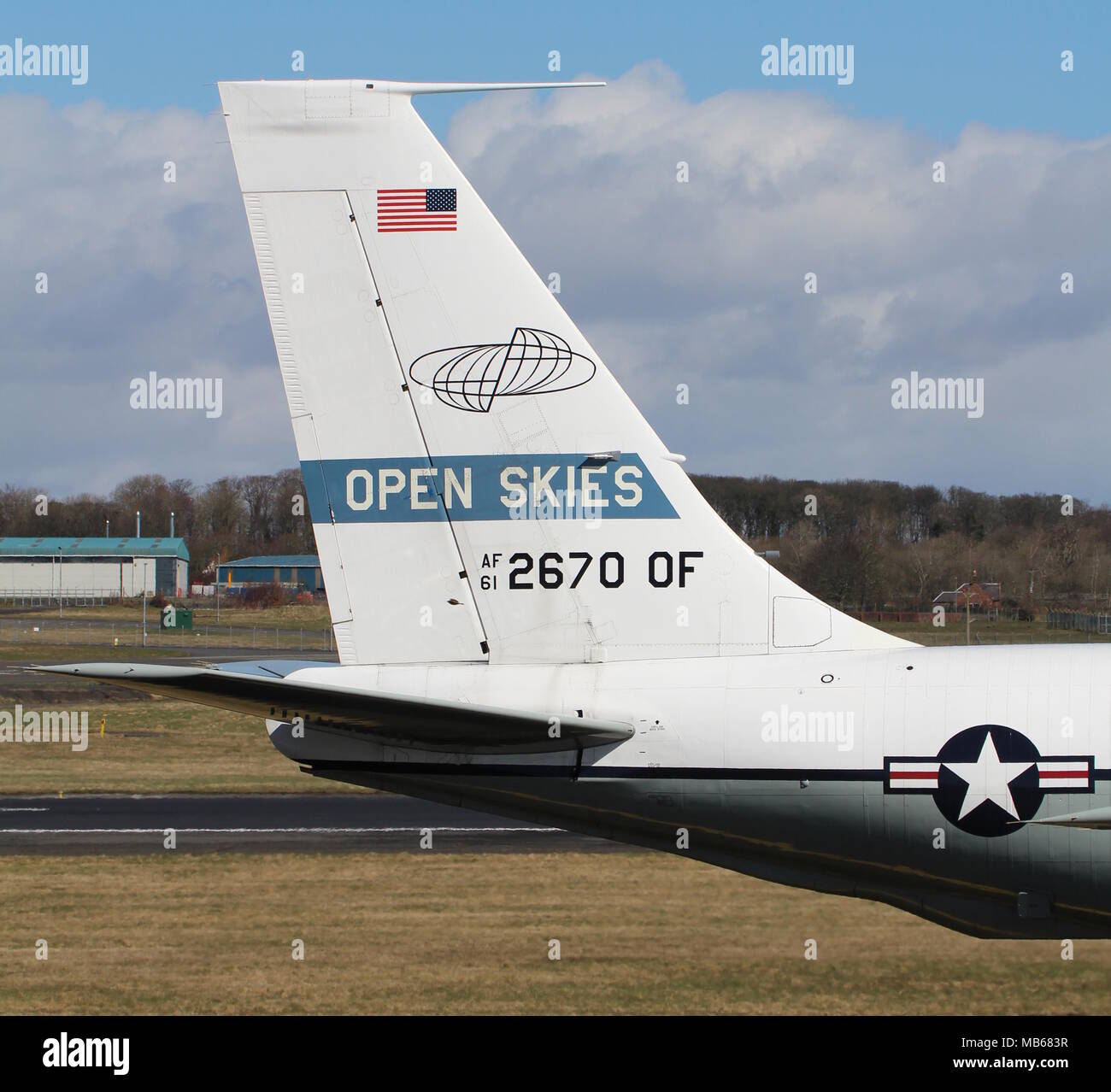 Open skies treaty hi-res stock photography and images - Alamy