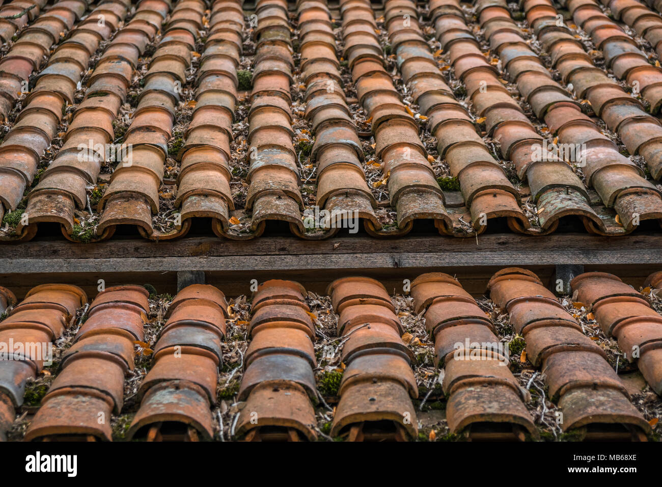 red brick tile roof texture useful as a background Stock Photo - Alamy