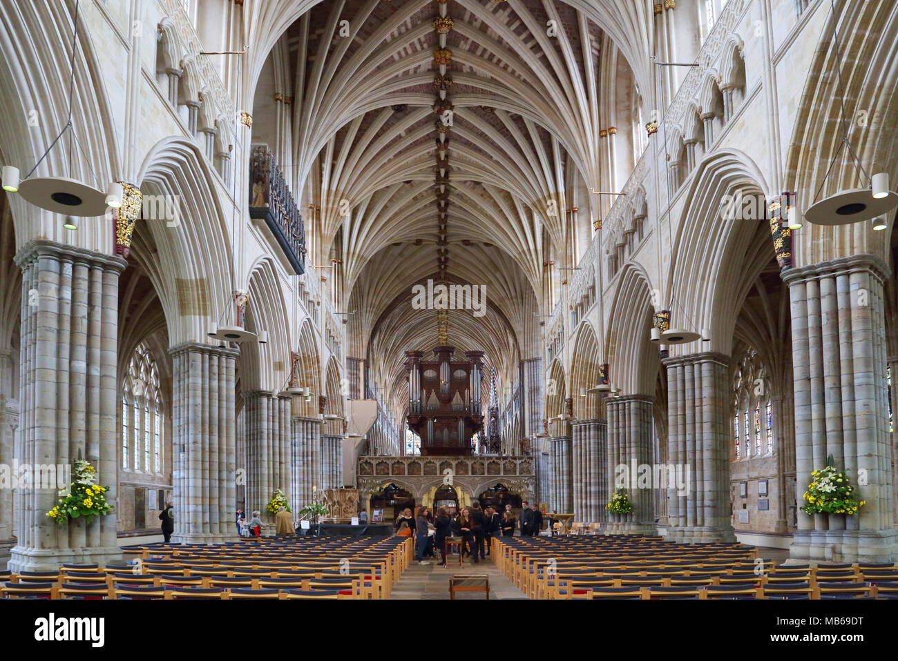 exeter cathedral nave and organ Stock Photo - Alamy