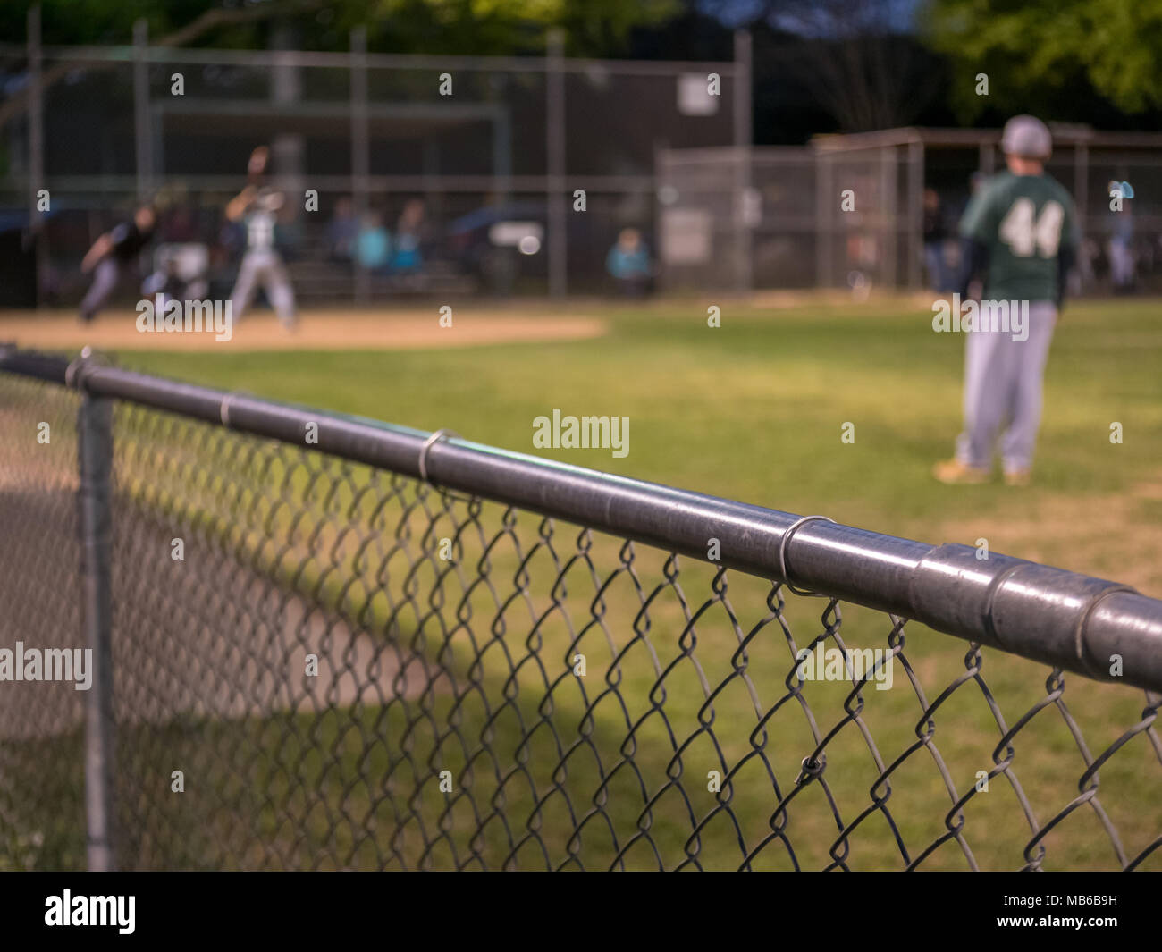 Night time baseball game hi-res stock photography and images - Alamy