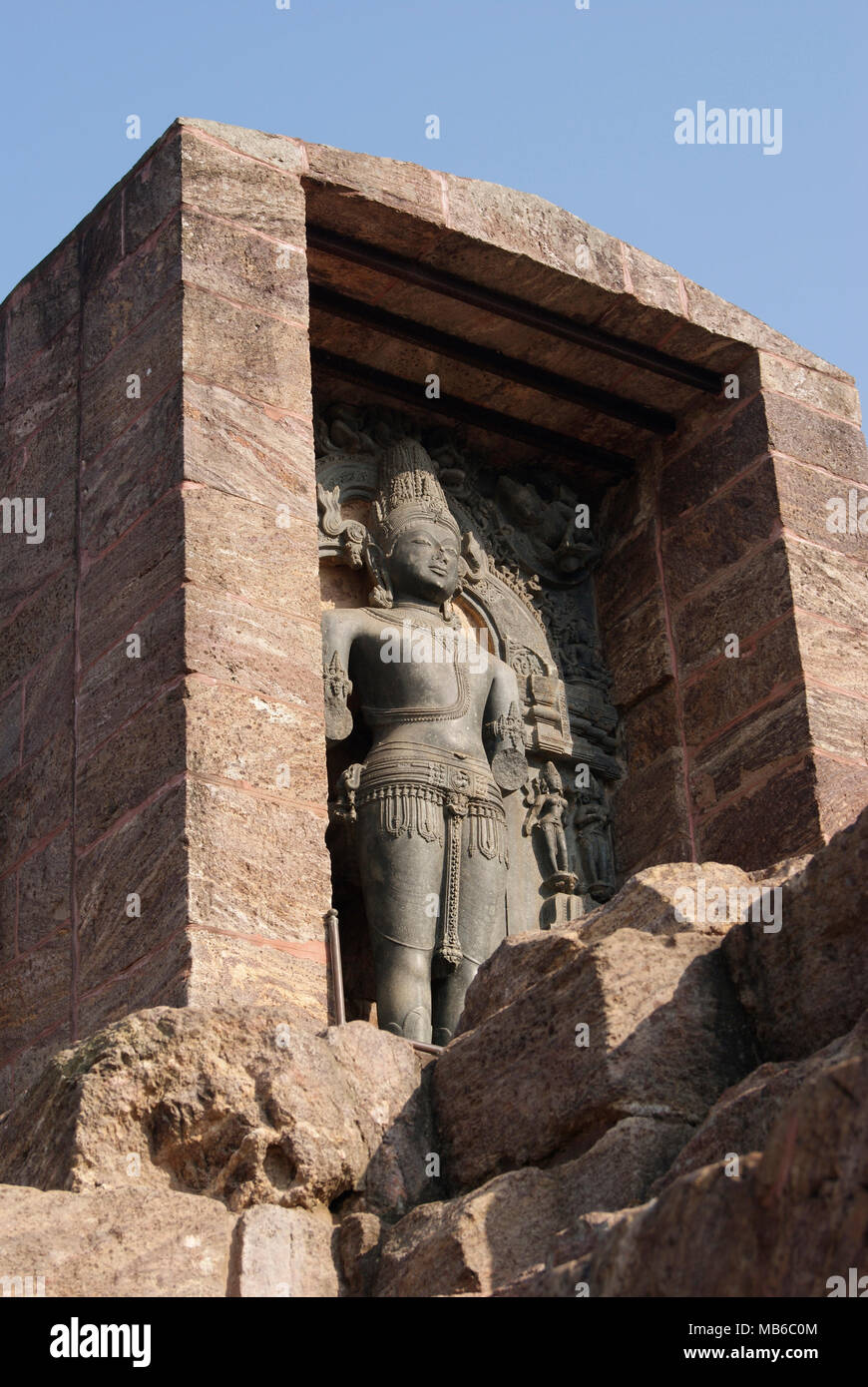 Beautiful Sculptures of Ancient Indian in Konark sun temple ,Odisha ...
