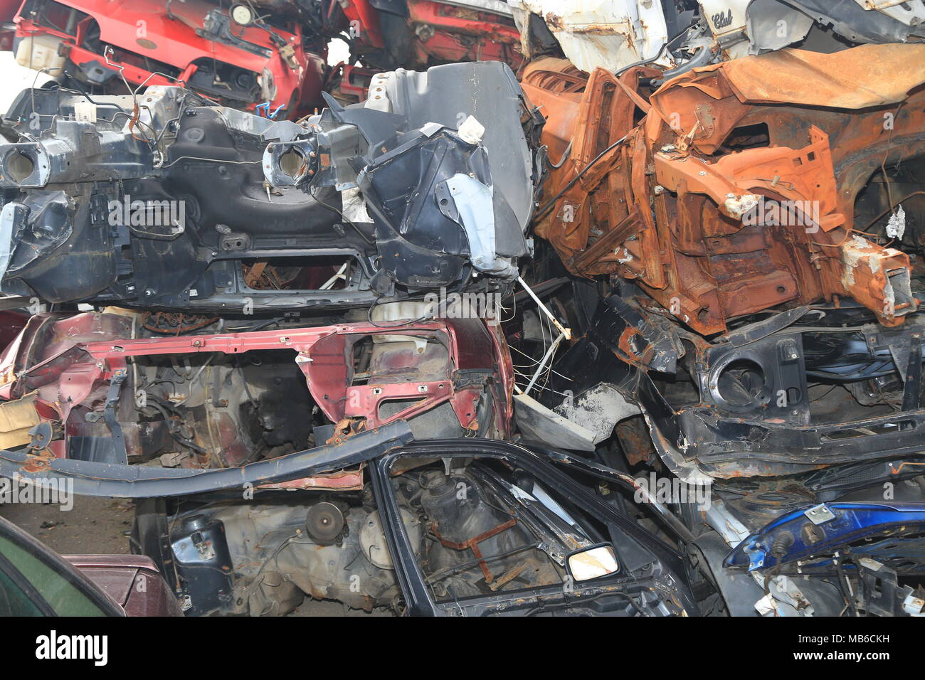 Sheet metal scrap hi-res stock photography and images - Alamy