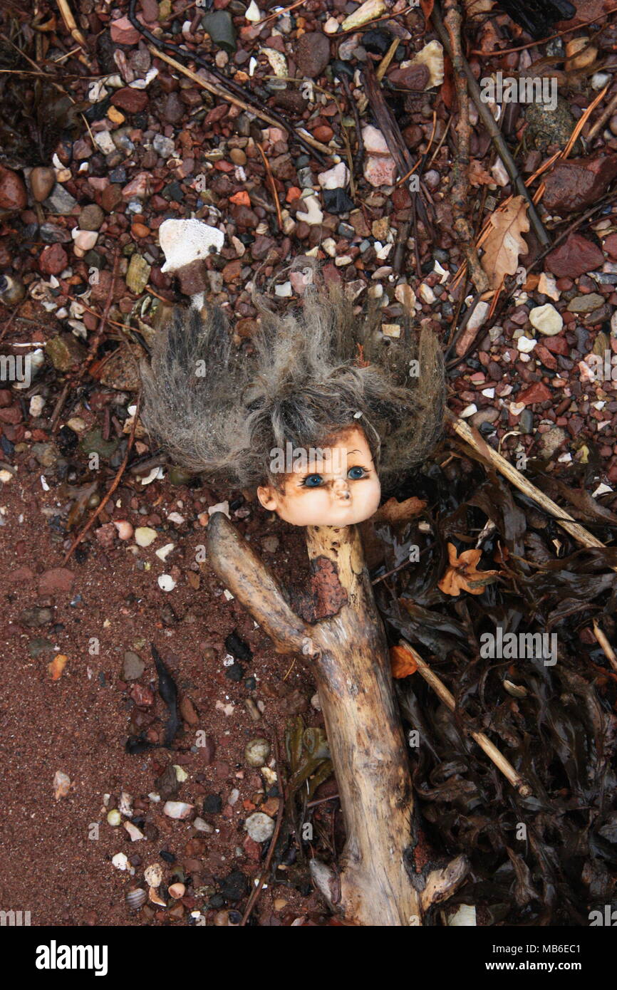 The stone dolls hi-res stock photography and images - Alamy
