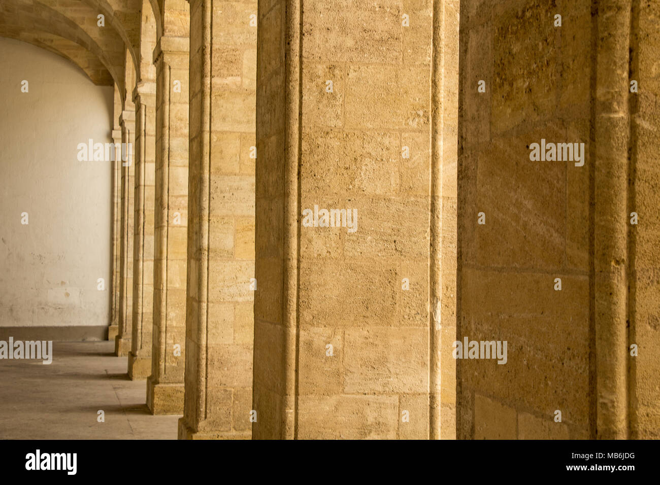 Courtyard with stone pillars hi-res stock photography and images - Alamy