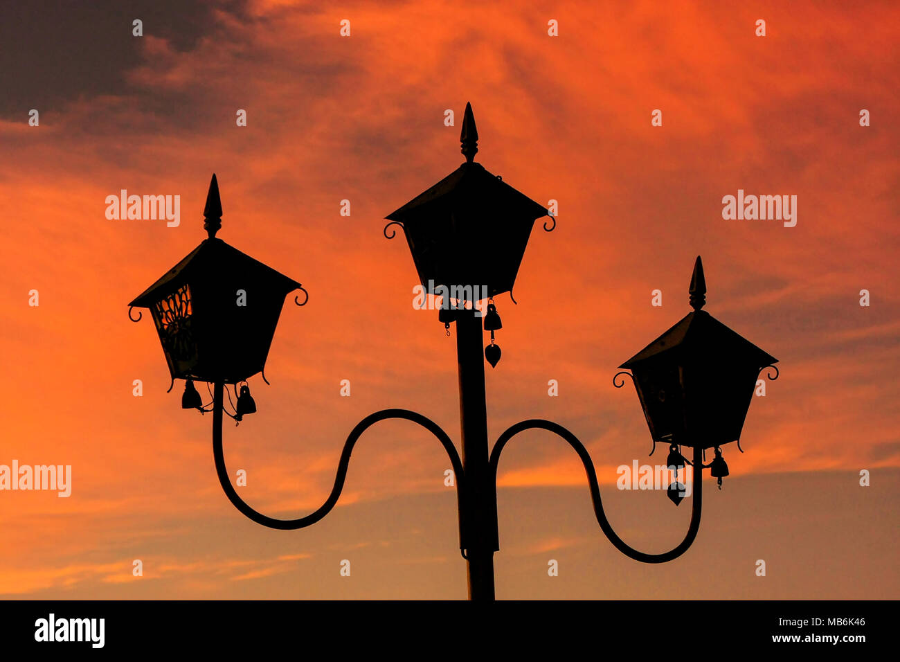 Lamp myanmar hi-res stock photography and images - Alamy