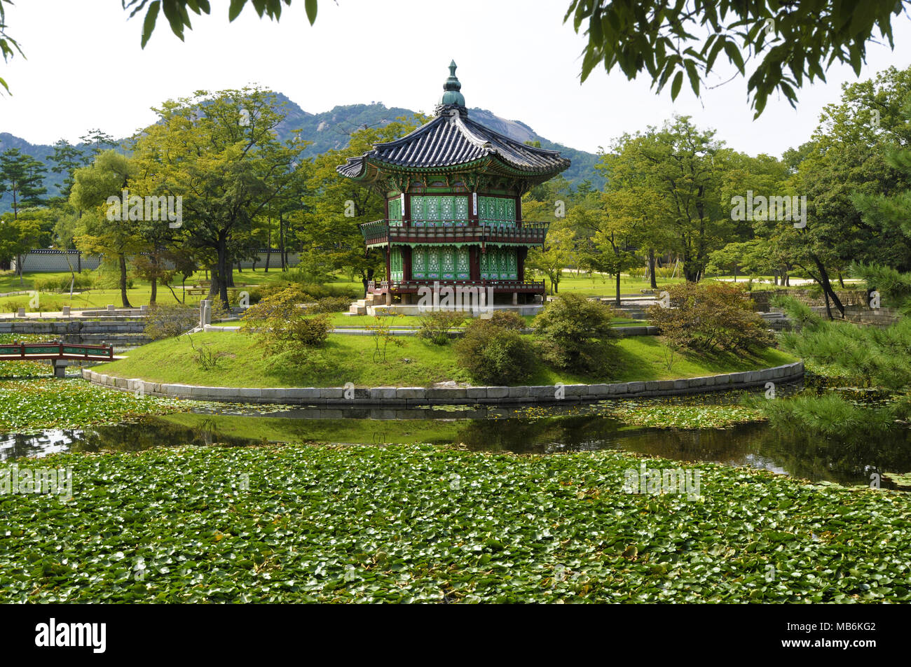 Gyeongbokgung palace tower hi-res stock photography and images - Alamy