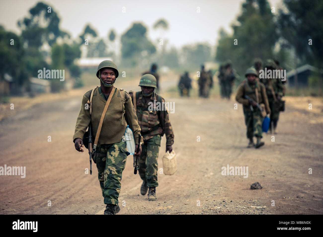A column of DRC government soldiers near Goma in North Kivu Stock Photo ...
