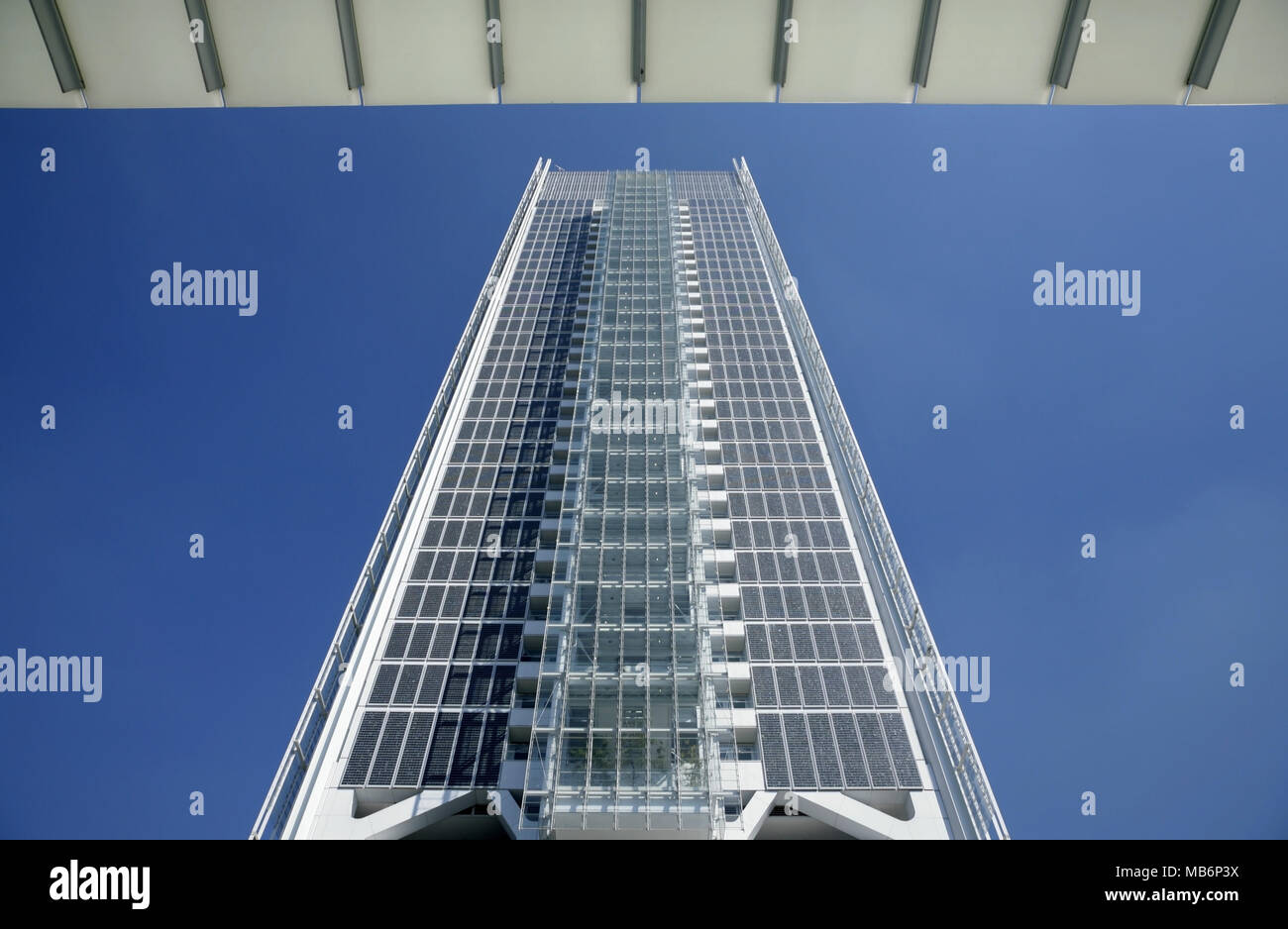 The Renzo Piano-designed Grattacielo Intesa Sanpaolo building, Turin ...