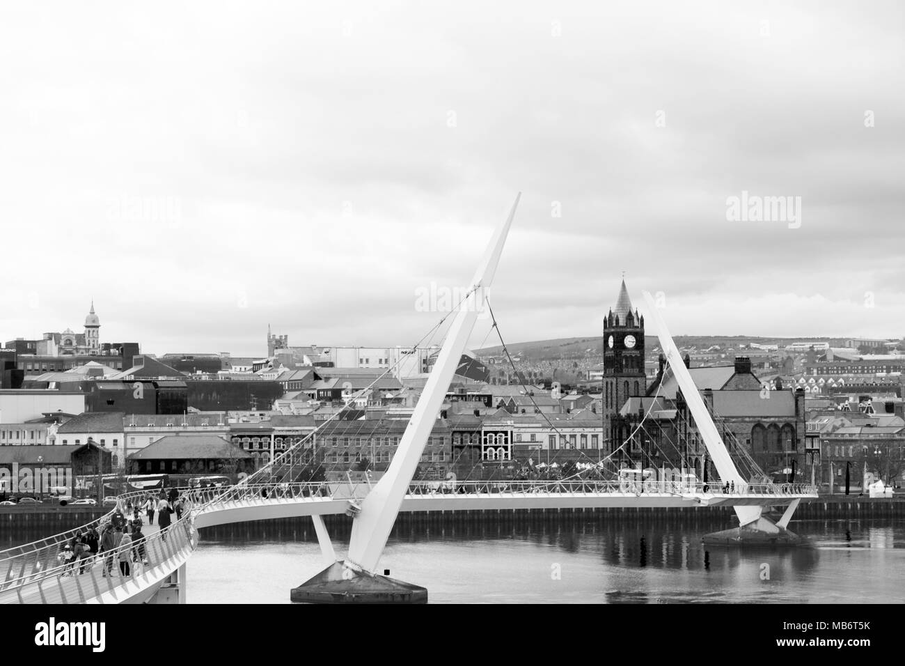 John hume northern ireland hi-res stock photography and images - Alamy