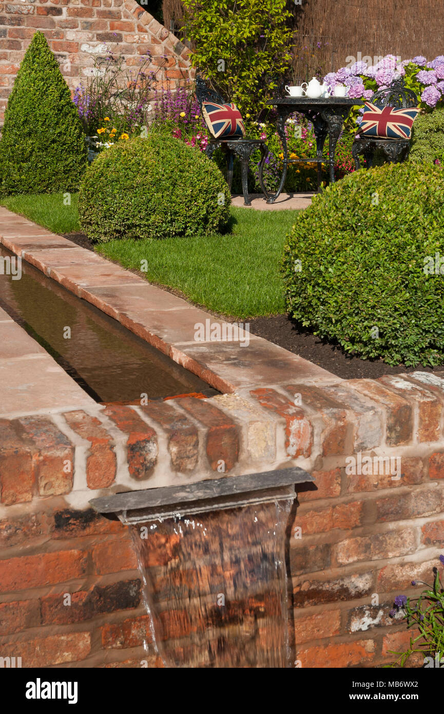 Furniture paving brick hi-res stock photography and images - Alamy