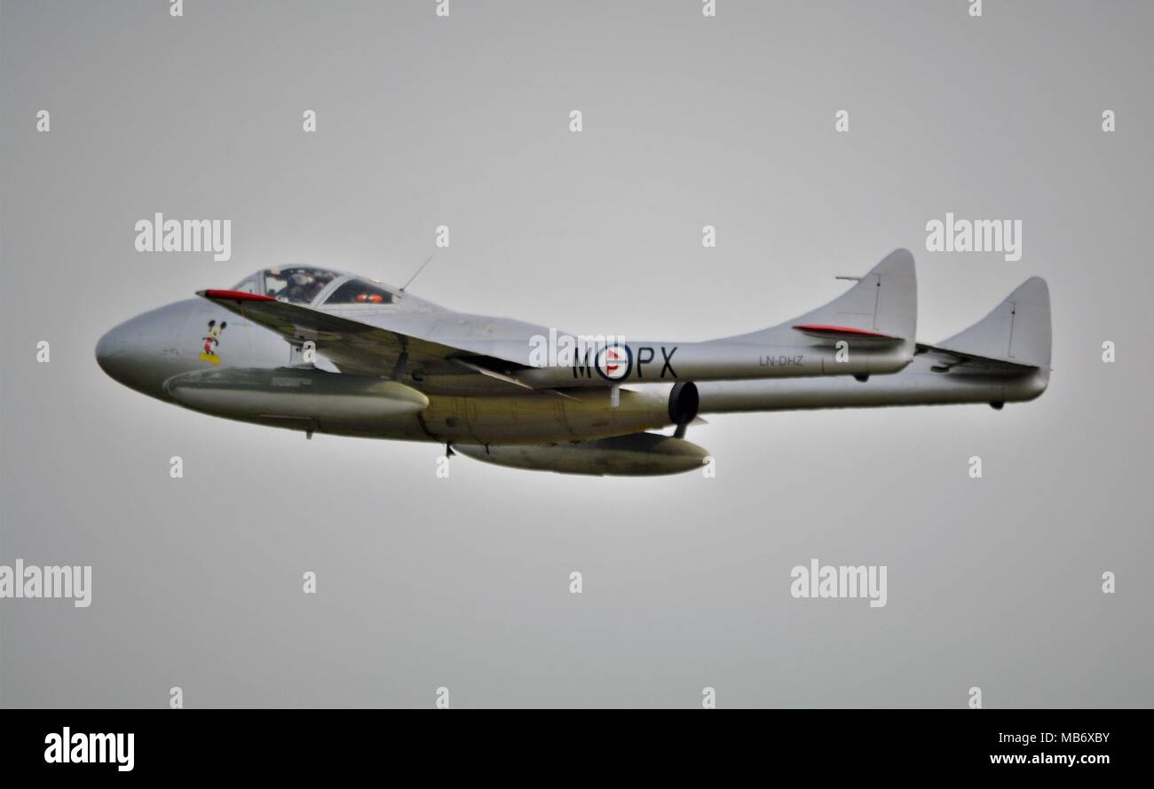 Vampire jet hi-res stock photography and images - Alamy