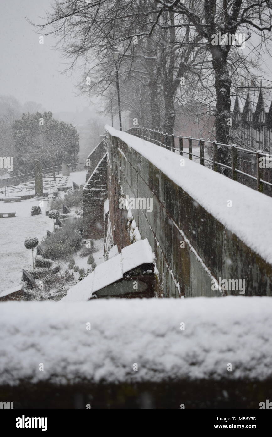 Chester's city walls weathering the snow Stock Photo - Alamy