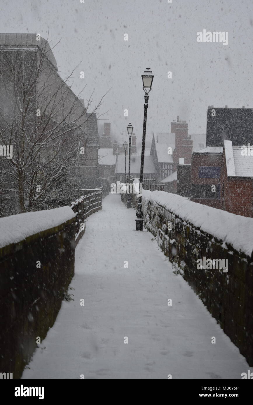 Chester's city walls weathering the snow Stock Photo - Alamy
