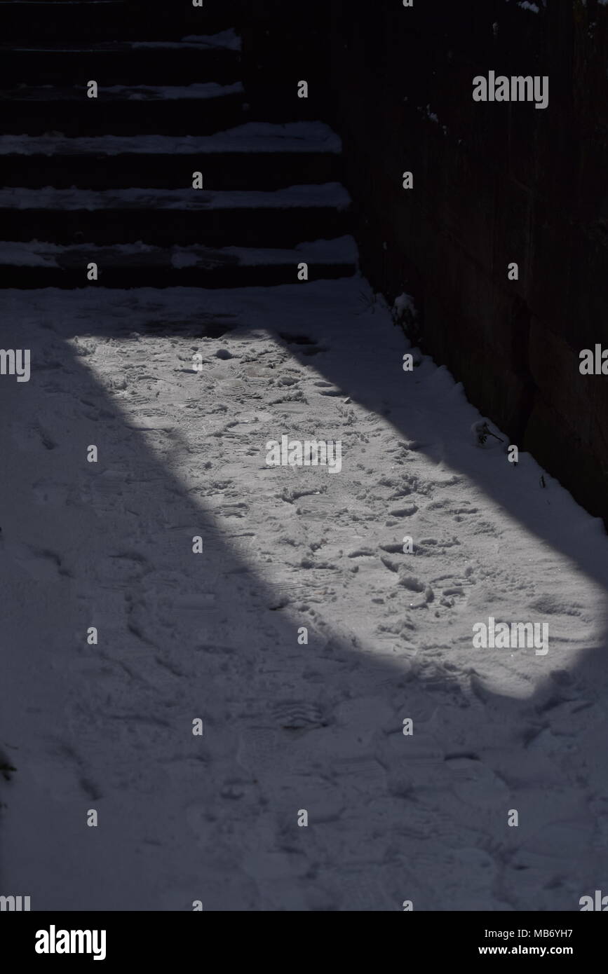 Chester's Newgate in the snow Stock Photo - Alamy