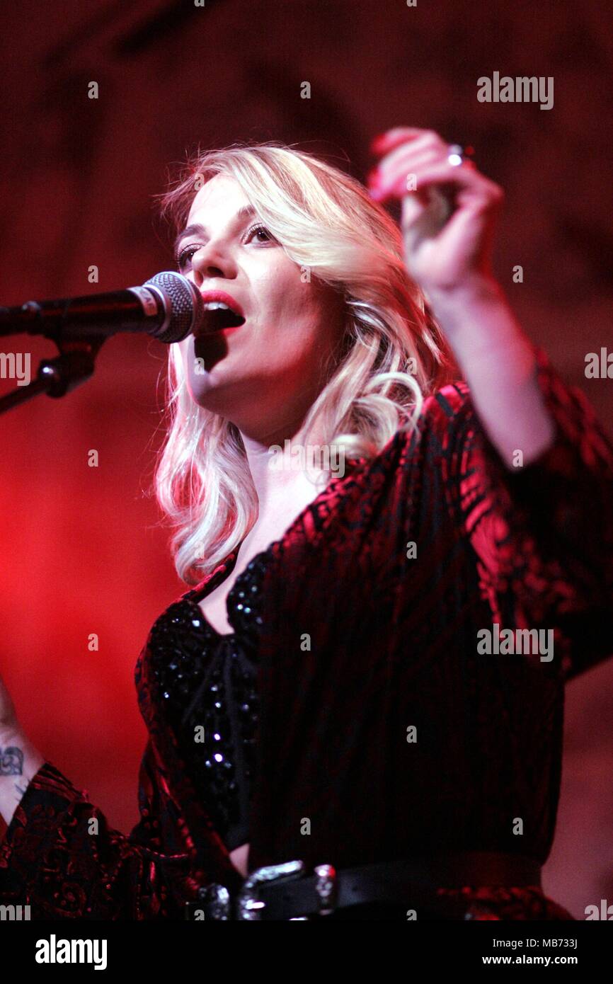 MANCHESTER, ENGLAND, 15 MARCH 2018..BLUES ROCK SINGER MOLLIE MARRIOTT ...