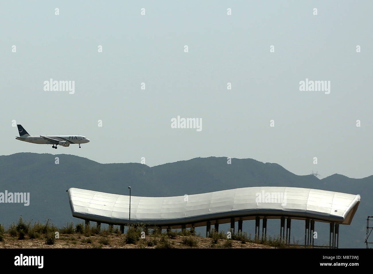 Islamabad, Pakistan. 7th Apr, 2018. A Pakistan International Airlines ...