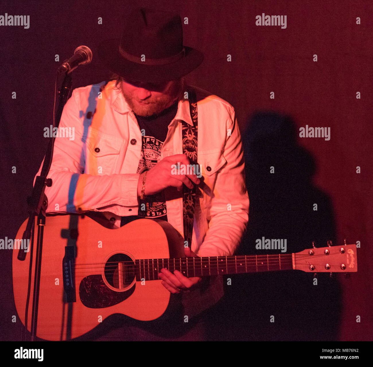 Stroud subscription rooms hi-res stock photography and images - Alamy