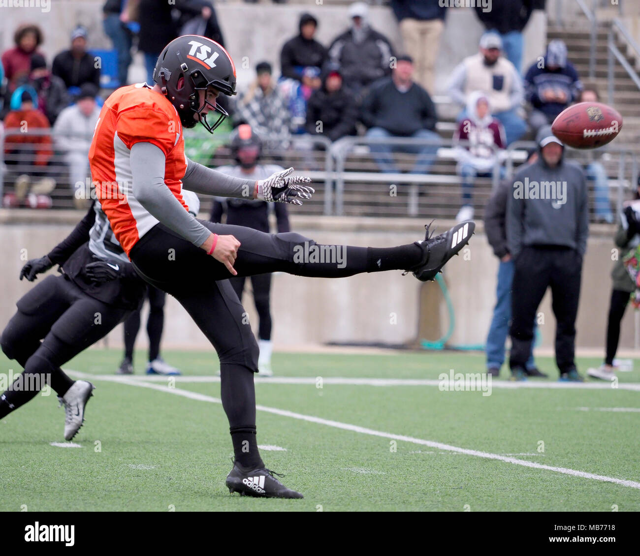 Ryan reeves hi-res stock photography and images - Alamy