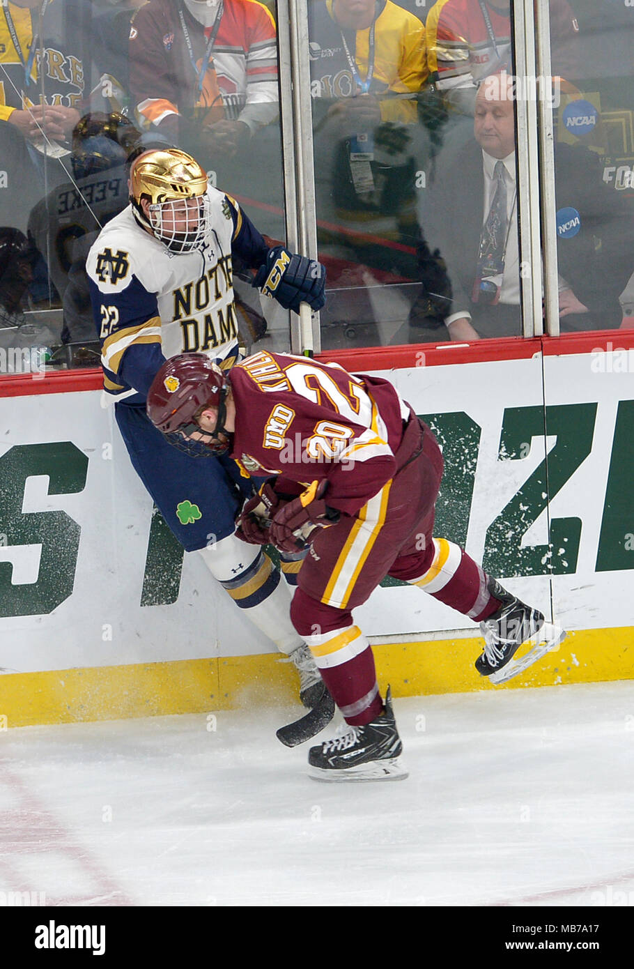 Saint Paul, Minnesota, USA. 07th Apr, 2018. Minnesota-Duluth Bulldogs ...
