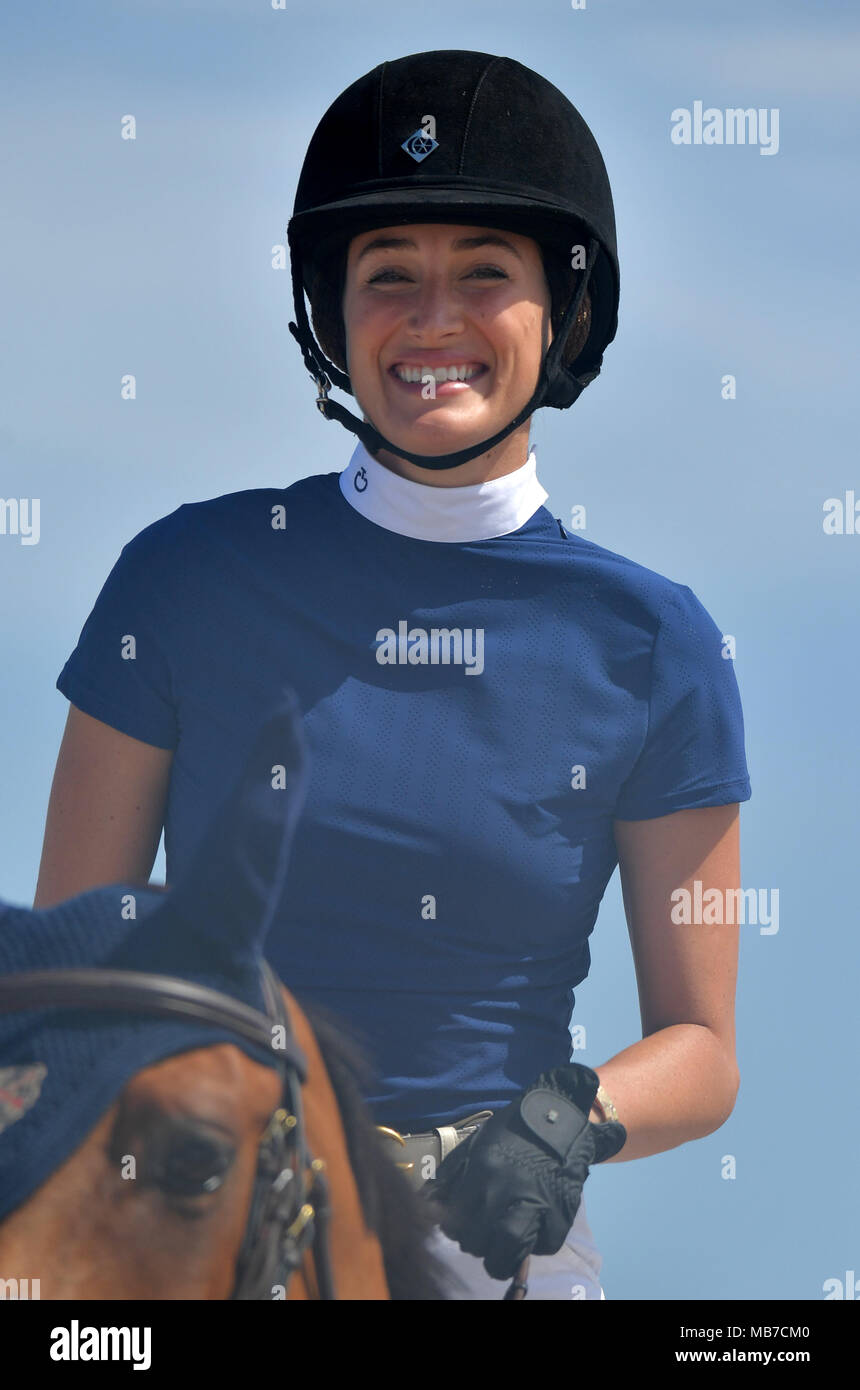 MIAMI BEACH, FL - APRIL 05: Bruce Springsteen's daughter Jessica Rae ...