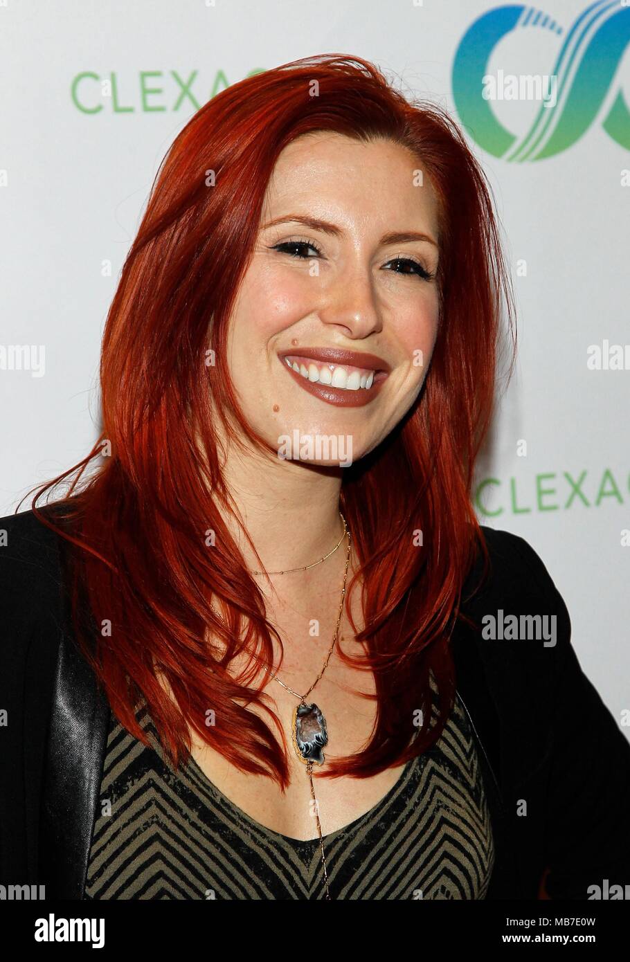 Elizabeth maxwell hi-res stock photography and images - Alamy