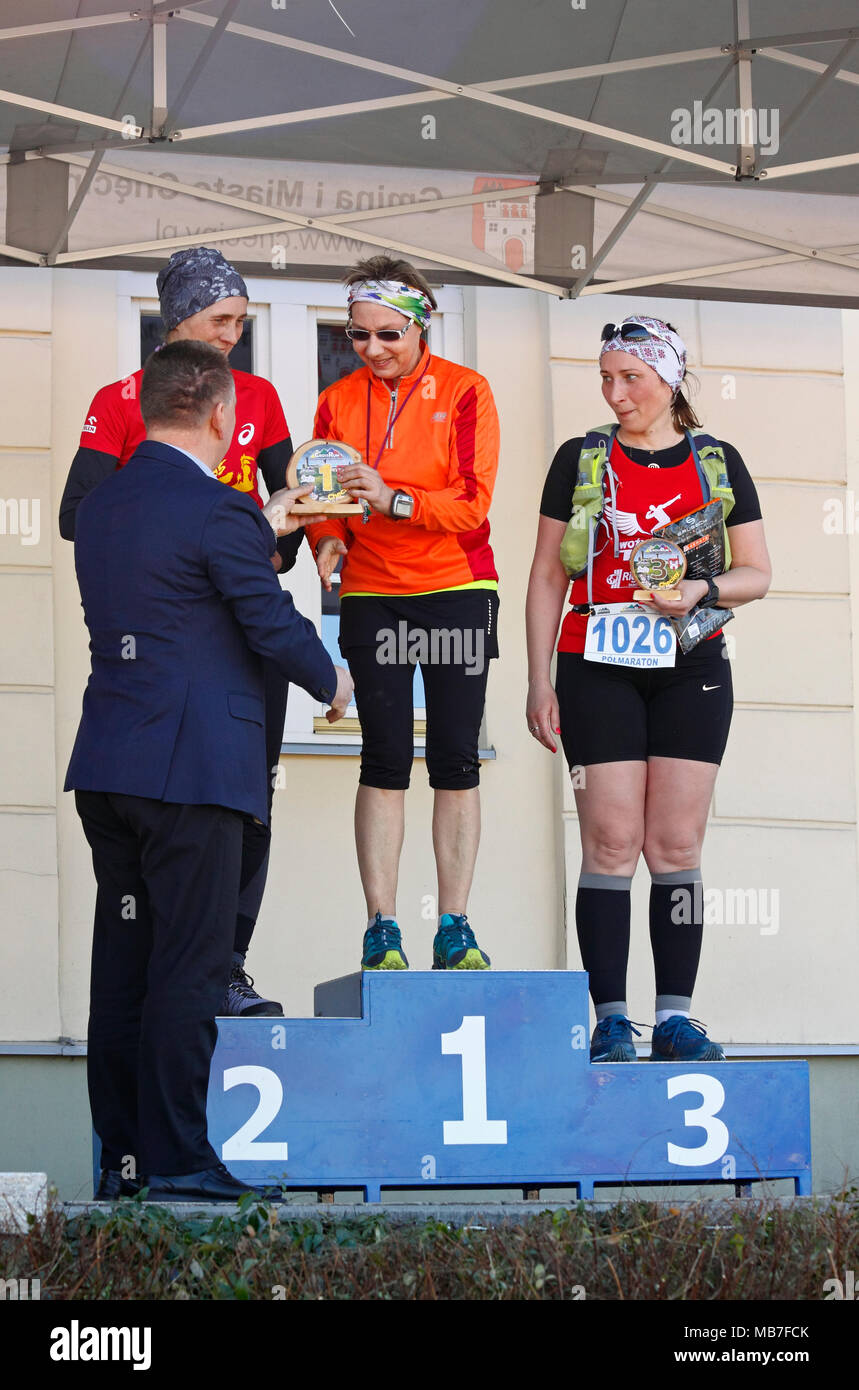 Winners podium race hi-res stock photography and images - Alamy
