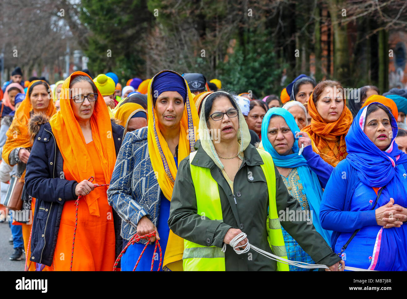 Glasgow, UK. 8th April, 2018. Thousands of Sikhs from across Scotland ...