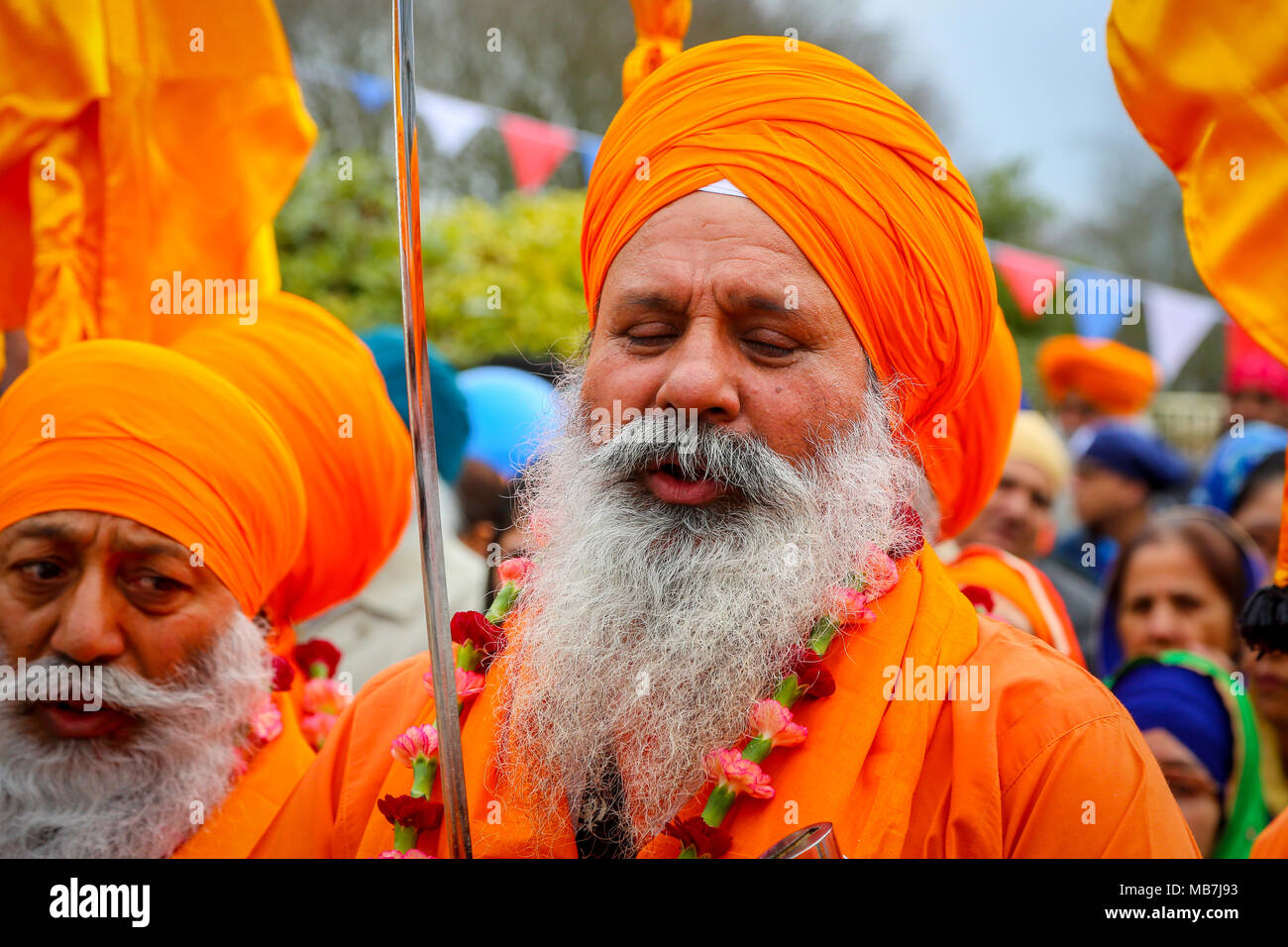 Glasgow, UK. 8th April, 2018. Thousands of Sikhs from across Scotland ...