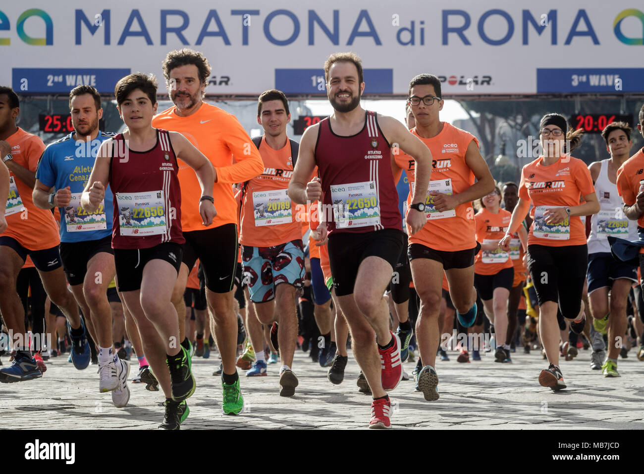 Rome, Italy. 08th April, 2018. Runners compete during the 24th edition ...