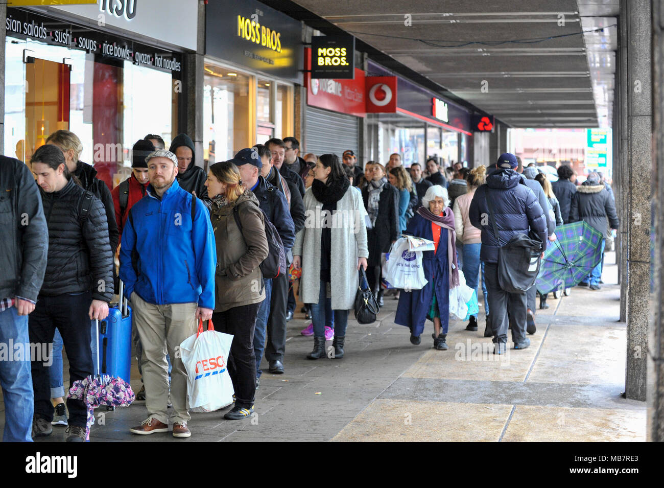 Polling station queue and uk hi-res stock photography and images - Alamy