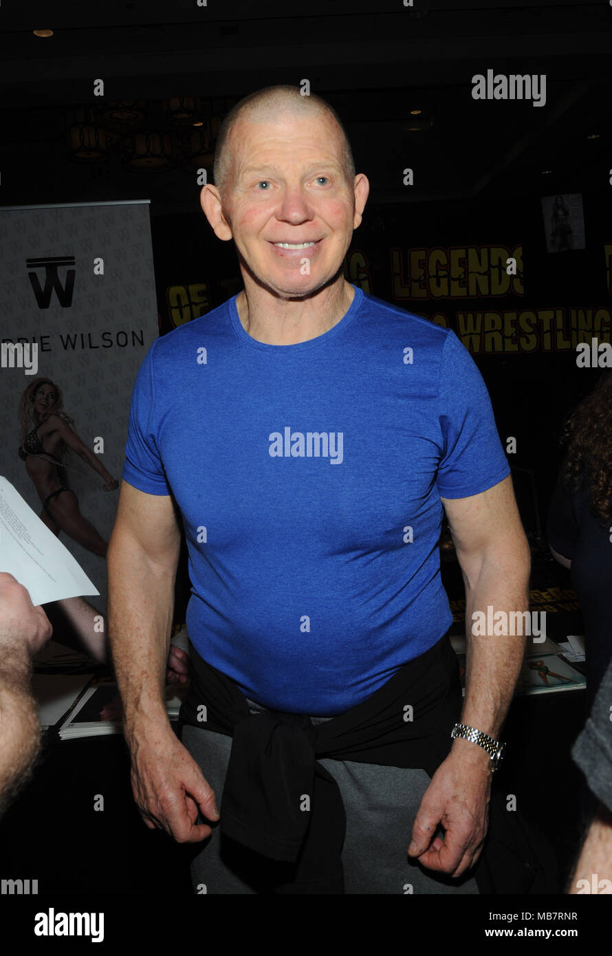 New York, NY, USA. 8th Apr, 2018. WWE Hall of Fame member Bob Backlund ...