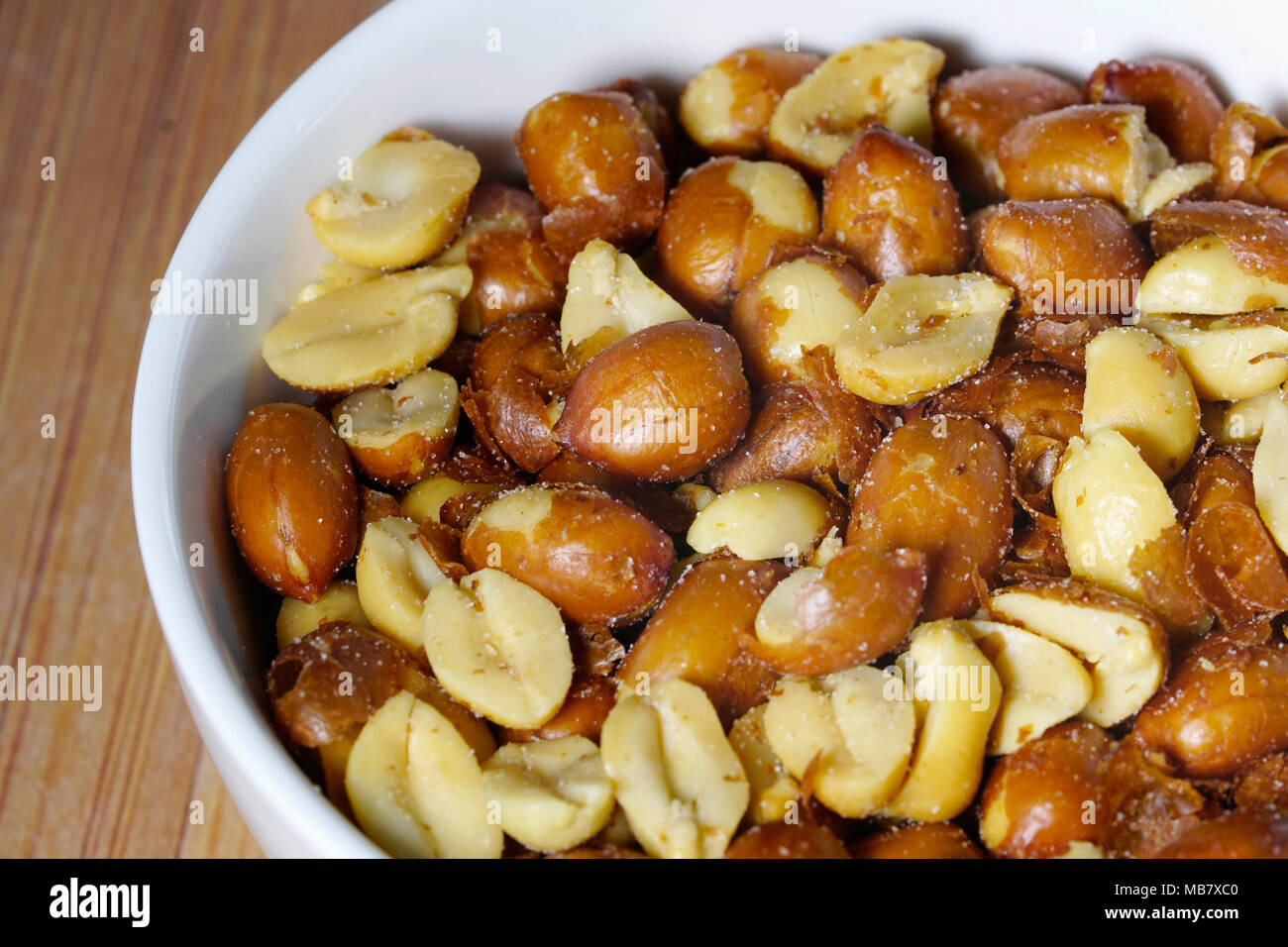 Beer nuts hi-res stock photography and images - Alamy