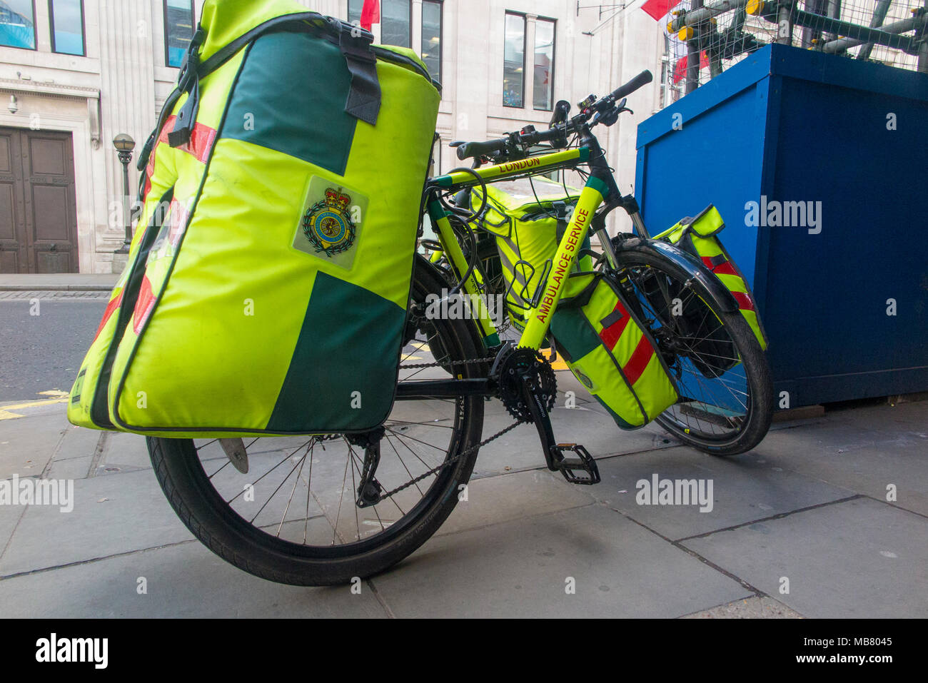 A paramedic ambulance bicycle in central London Stock Photo - Alamy