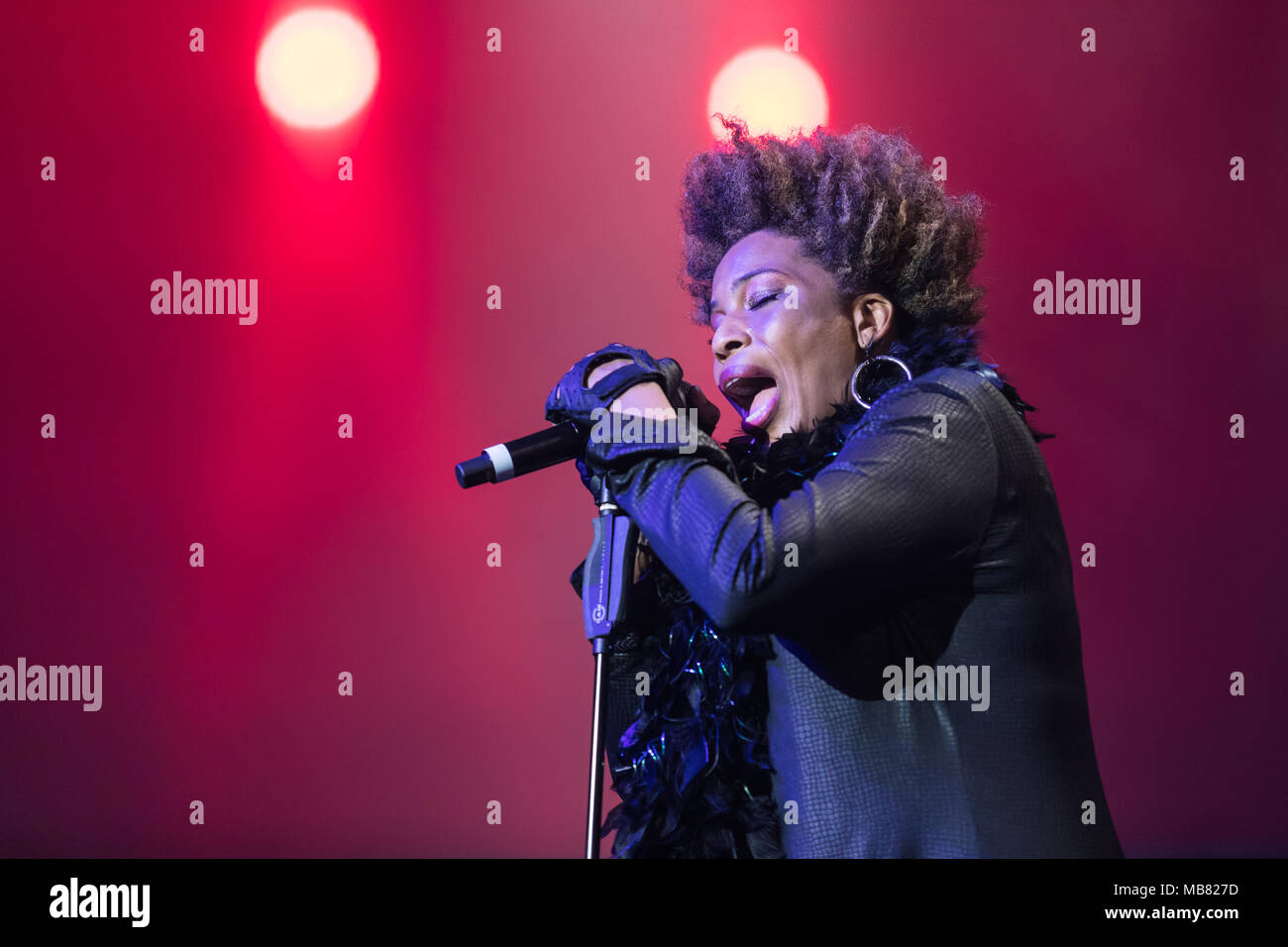 Macy blue hi-res stock photography and images - Alamy