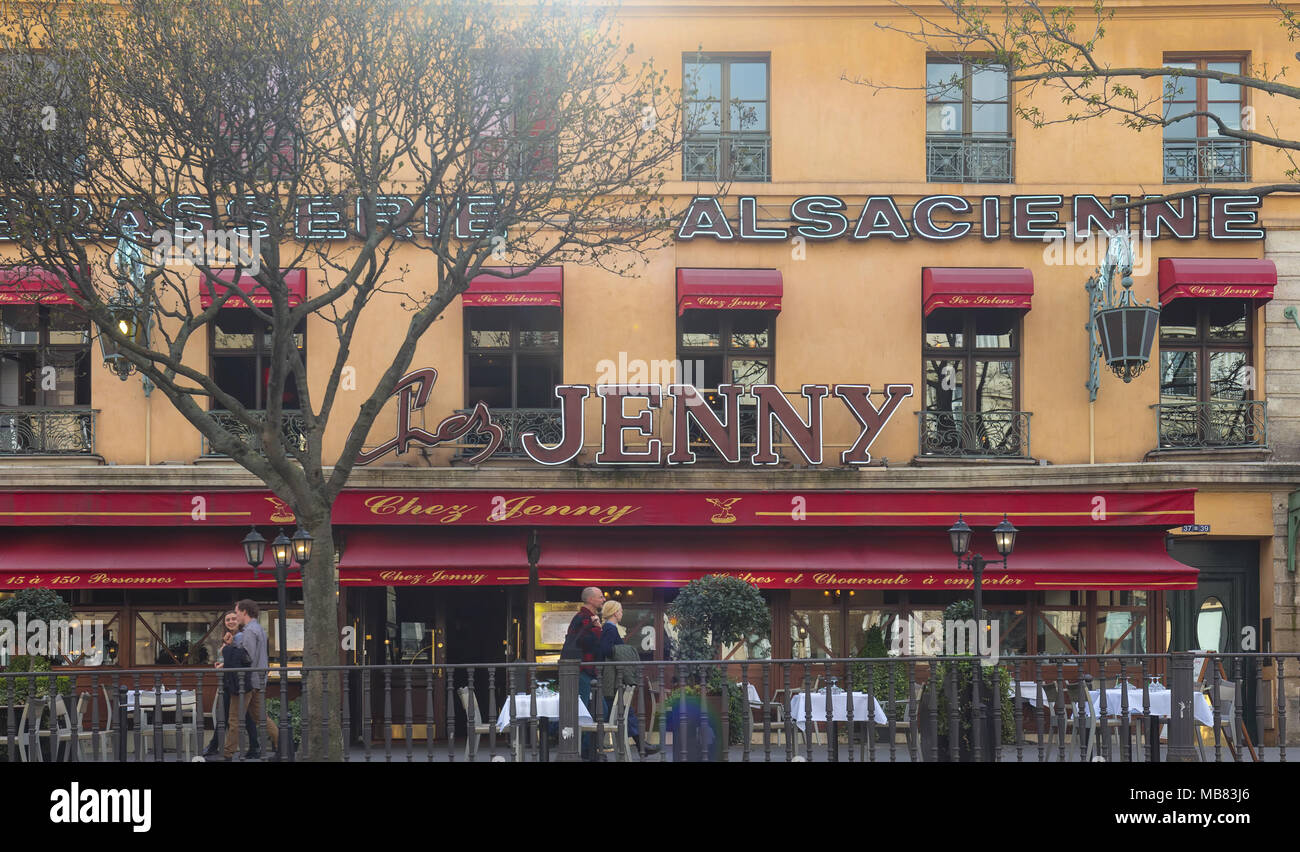 Chez jenny paris hi-res stock photography and images - Alamy