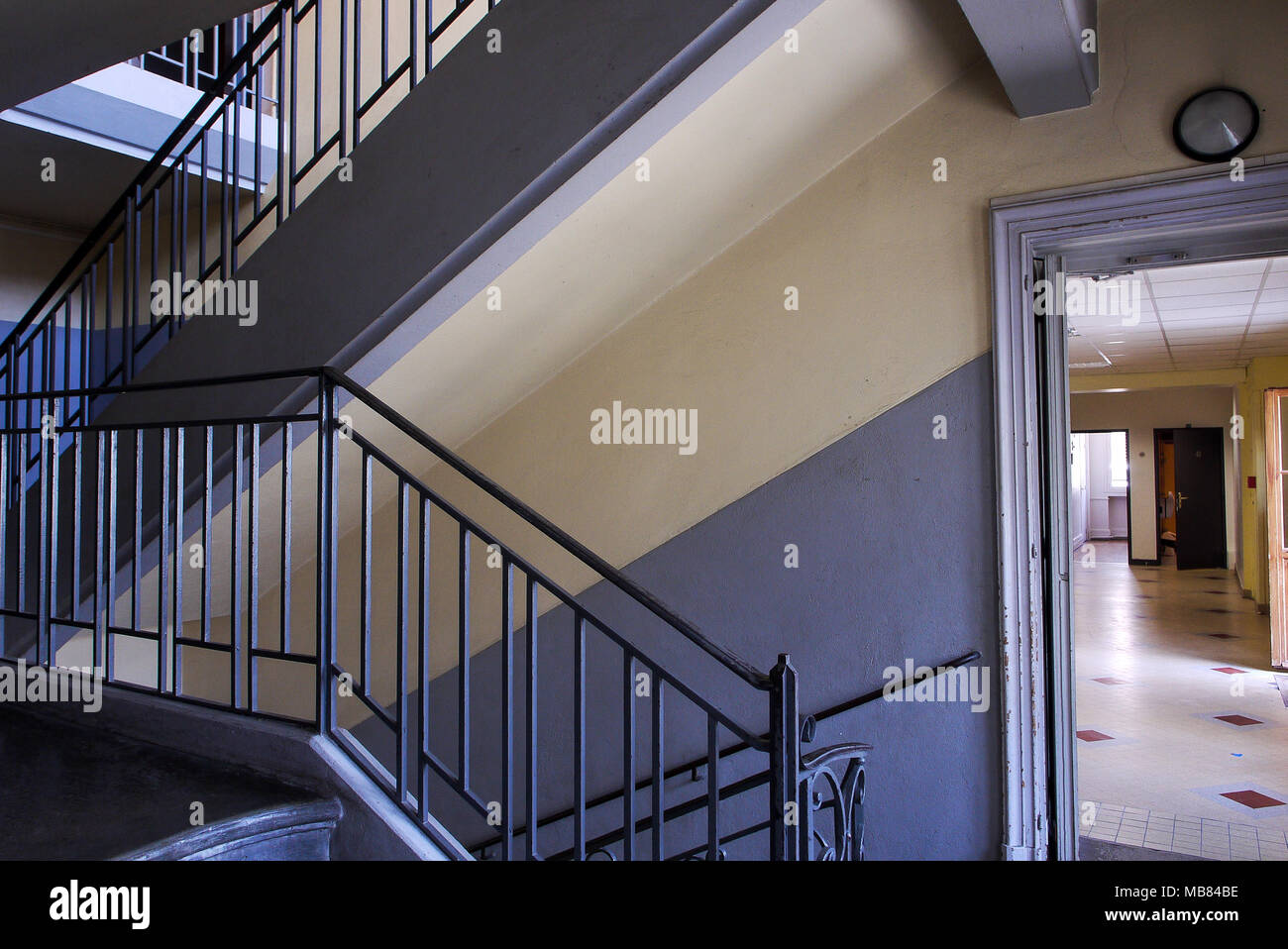 Old school building made hi-res stock photography and images - Alamy