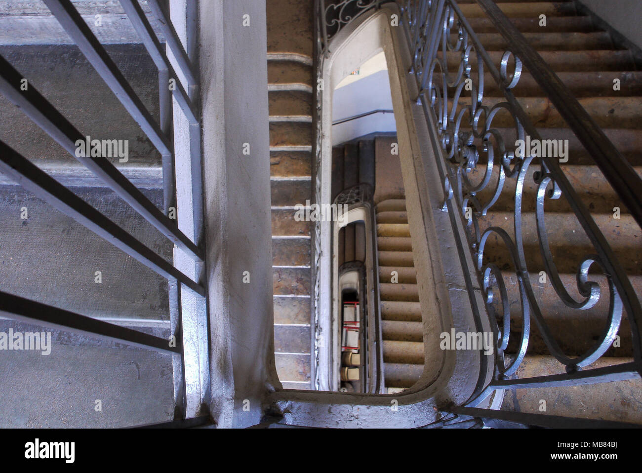 Old school building made hi-res stock photography and images - Alamy