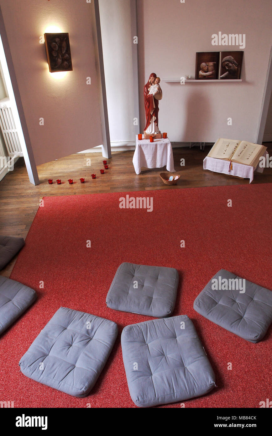 Christian prayer corner hi-res stock photography and images - Alamy