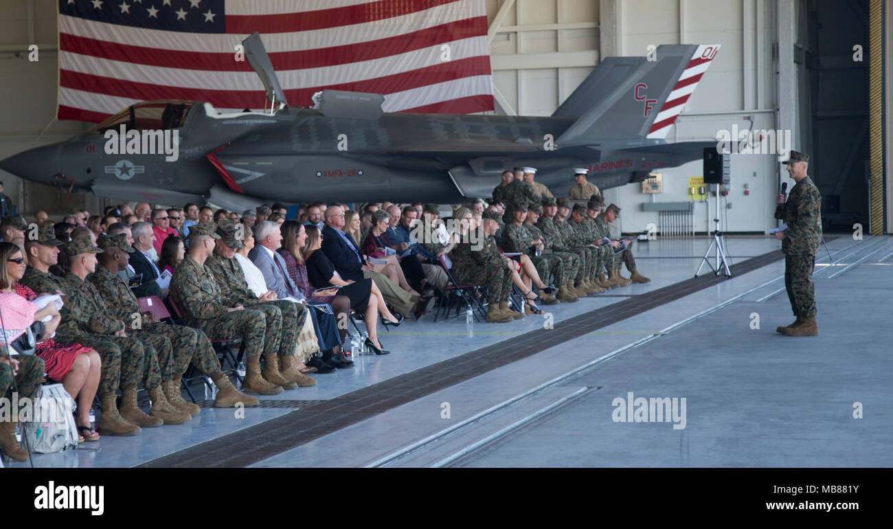 Marine coprs air station hi-res stock photography and images - Alamy