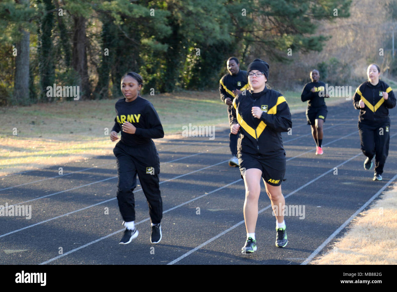 Soldiers with the 461st Human Resources Company conduct the 2-mile run ...